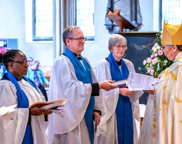 Lay Ministry Celebration Service takes place at Chelmsford Cathedral ...